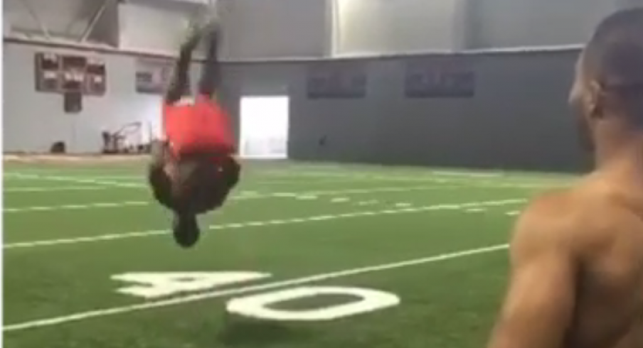 Video: Ohio State Cornerback Gareon Conley Catches Football While Doing ... Video: Ohio State Cornerback Gareon Conley Catches Football While Doing ...