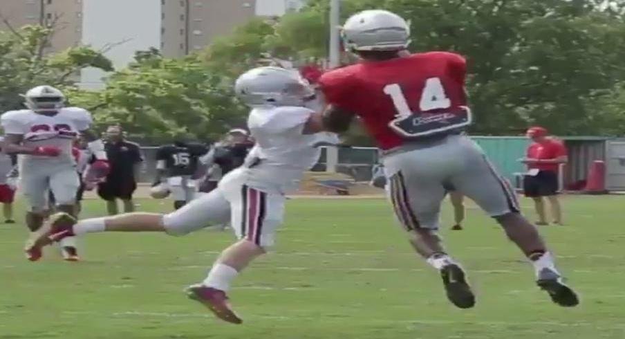 Video: Ohio State Walk-On CJ Saunders Intercepts Joe Burrow, Breaks ...
