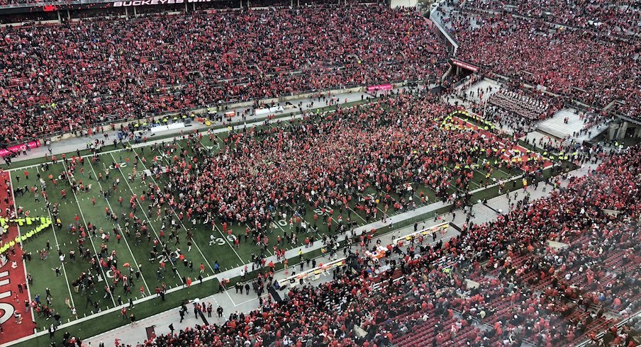 Video: Scenes From The Field After Ohio State's 62-39 Win Over Michigan ...